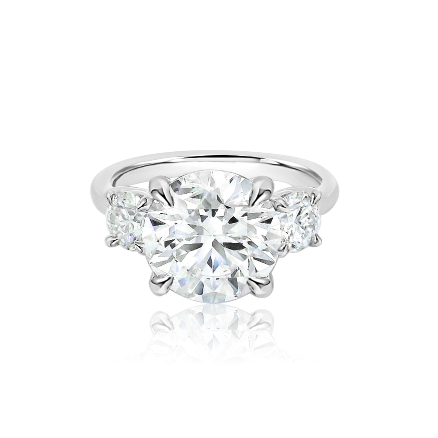 Ready-to-Ship Round Cut 3 Stone Diamond Ring | Plum Diamonds