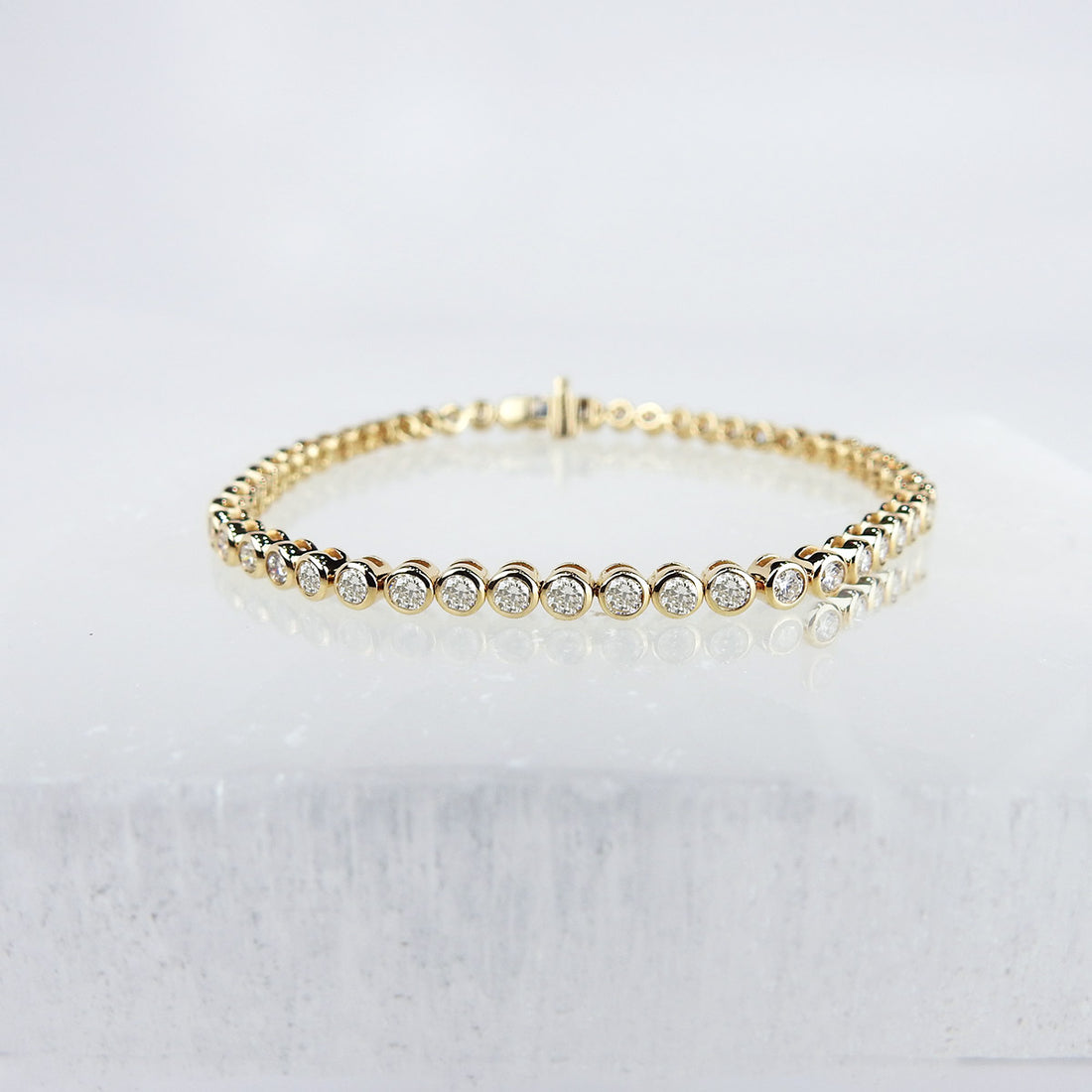 Lab Grown Diamond Rings | Plum Diamonds